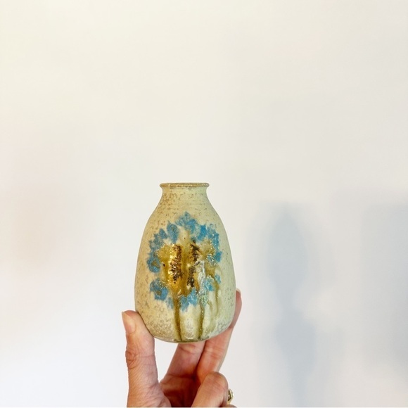 Handmade | Art | Vintage Dun Caoin Studio Pottery Stoneware Mini Bud ...